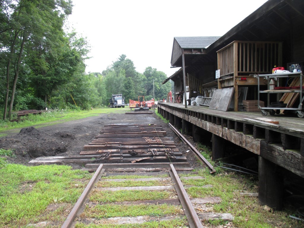 House Track Extension - Shelburne Falls Trolley Museum