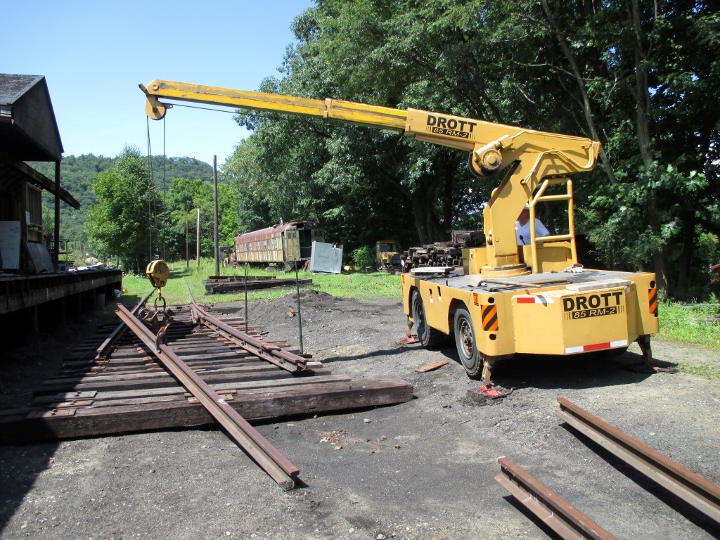 House Track Extension - Shelburne Falls Trolley Museum