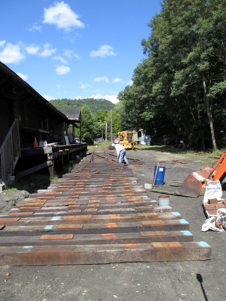 House Track Extension - Shelburne Falls Trolley Museum
