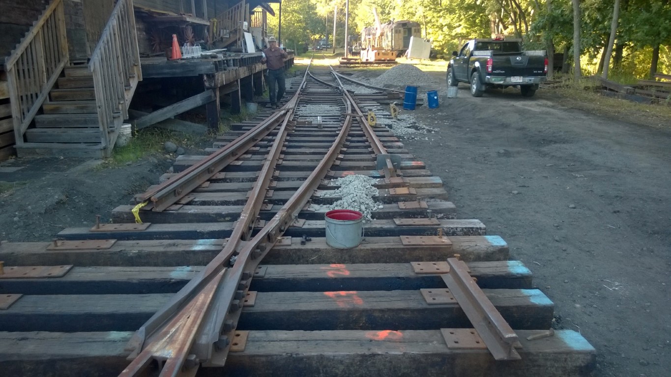 House Track Extension - Shelburne Falls Trolley Museum