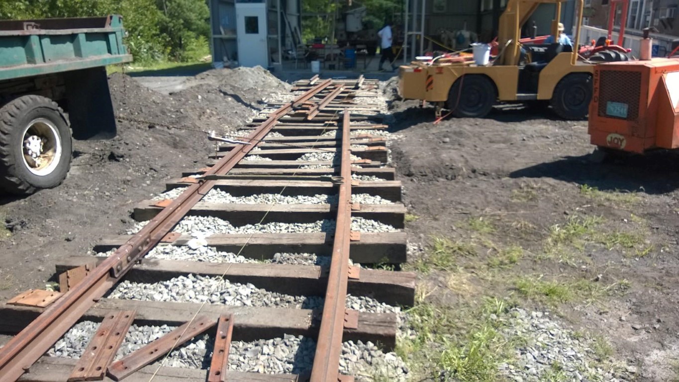 House Track Extension - Shelburne Falls Trolley Museum