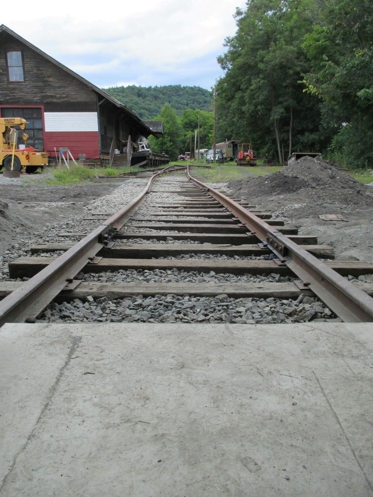 House Track Extension - Shelburne Falls Trolley Museum