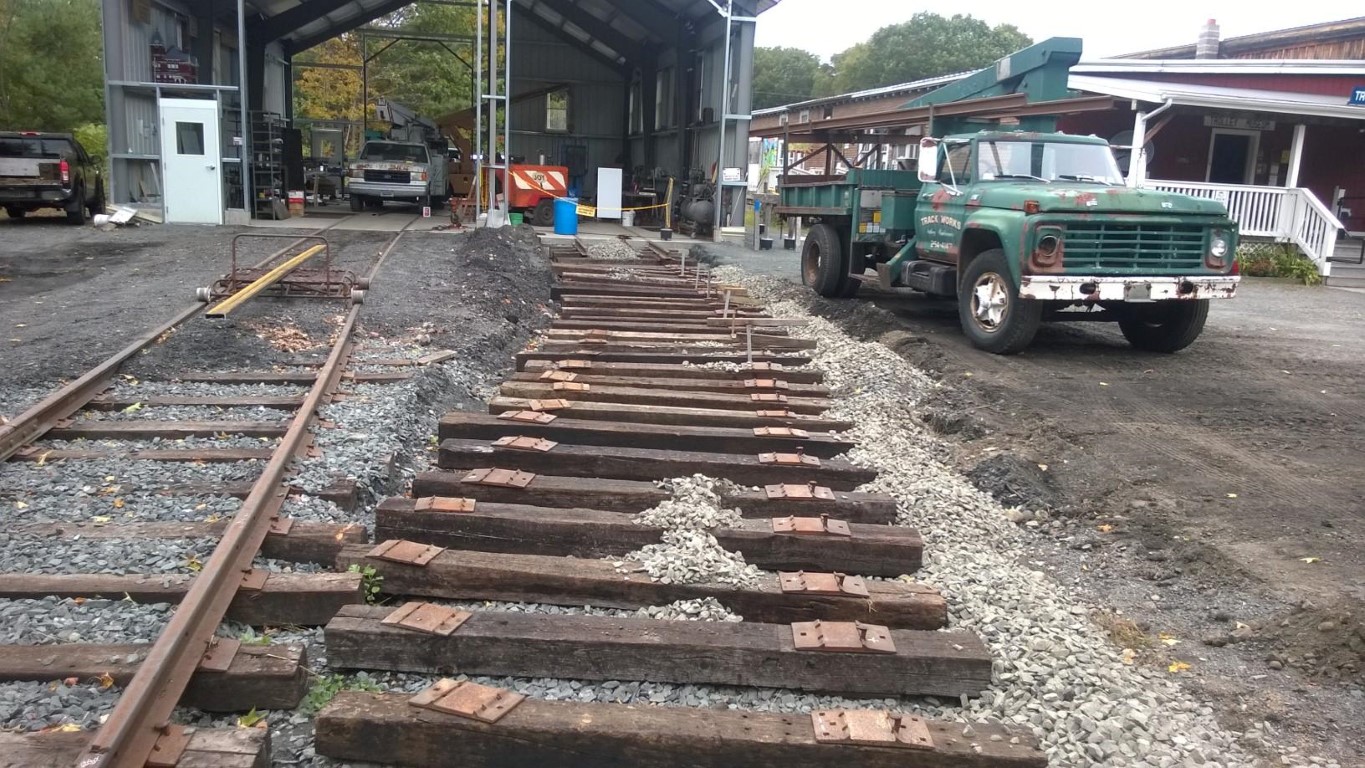 House Track Extension - Shelburne Falls Trolley Museum
