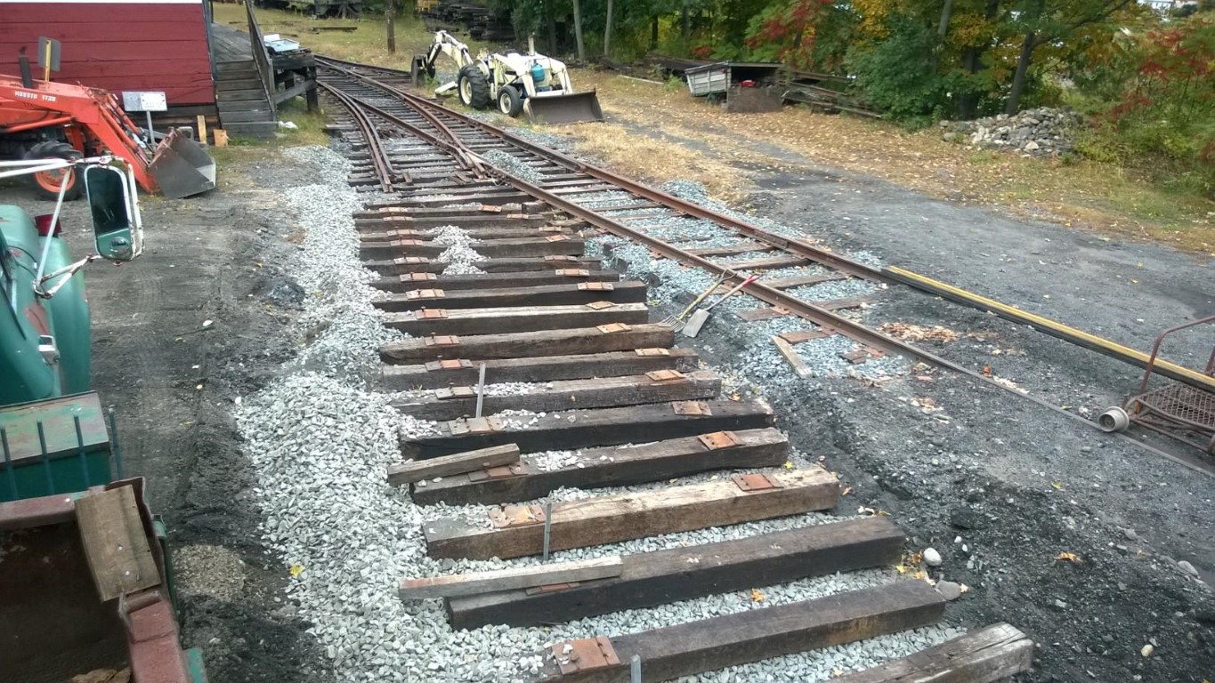 House Track Extension - Shelburne Falls Trolley Museum