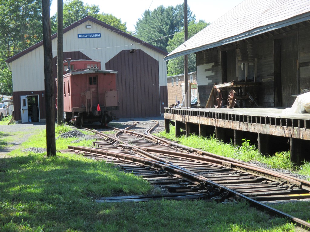 House Track Extension - Shelburne Falls Trolley Museum